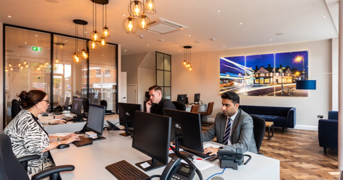 Office furniture design ideas for seating staff | MPL Interiors